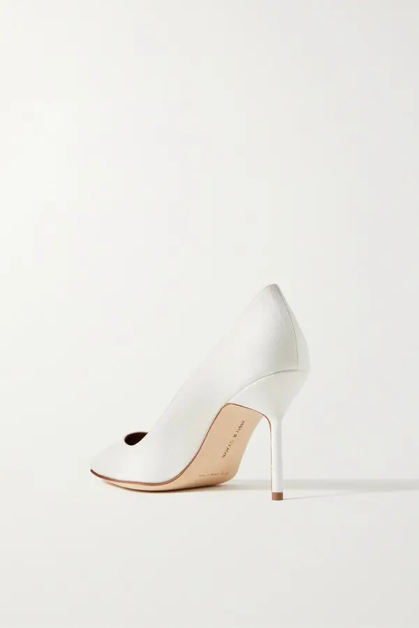 Manolo Blahnik Bb 90 Linen Pumps