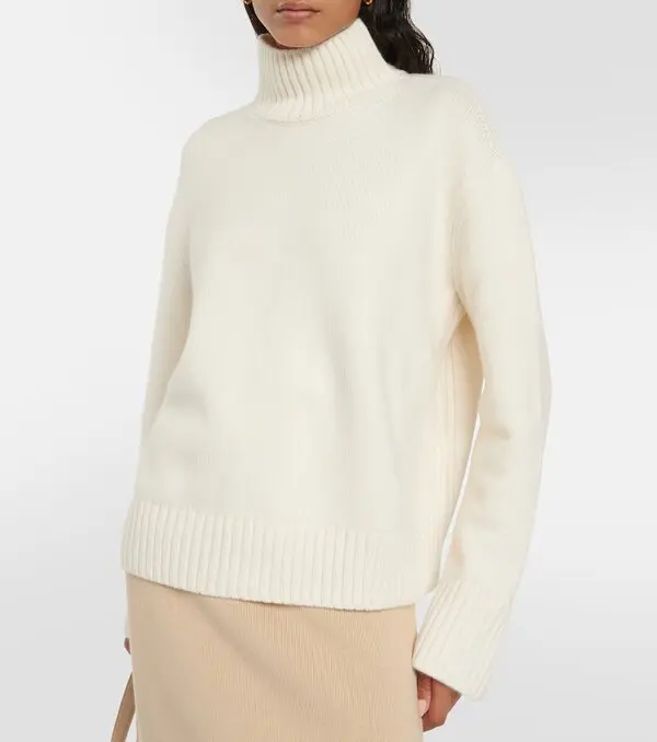 Loro Piana Parksville Cashmere Turtleneck Sweater