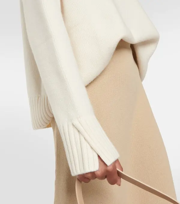 Loro Piana Parksville Cashmere Turtleneck Sweater