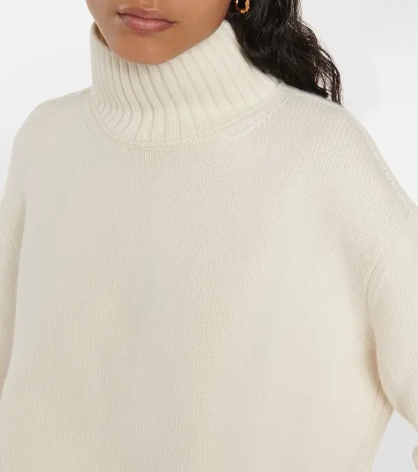 Loro Piana Parksville Cashmere Turtleneck Sweater