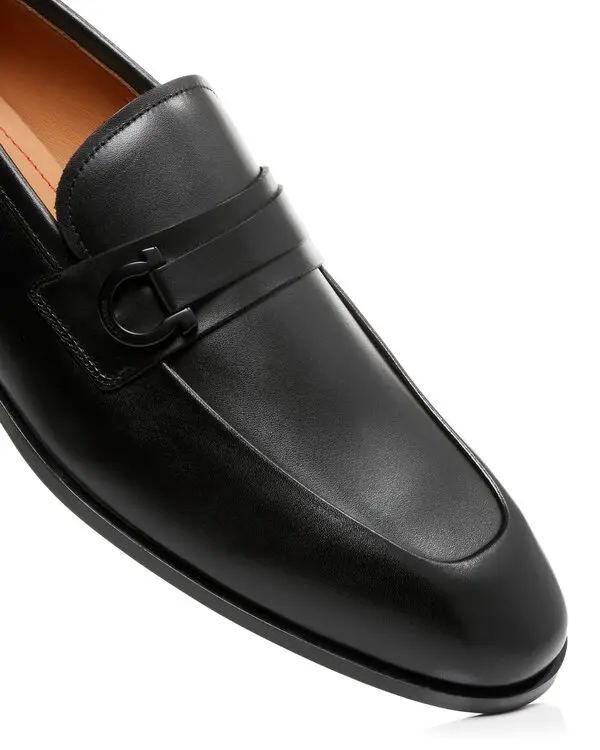 FERRAGAMO Florio Venice Loafers - Black