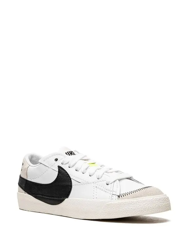 Nike Blazer Low '77 Jumbo Sneakers - White