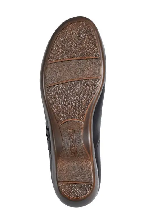 Easy Spirit Leather Slip-on With Decorative Stitching - Blk01