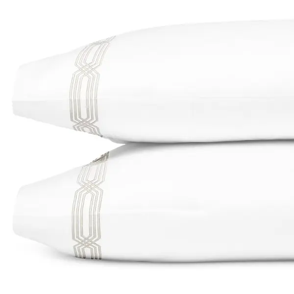 HUDSON PARK COLLECTION Italian Tivoli Embroidered King Pillowcase Exclusive - White/silver