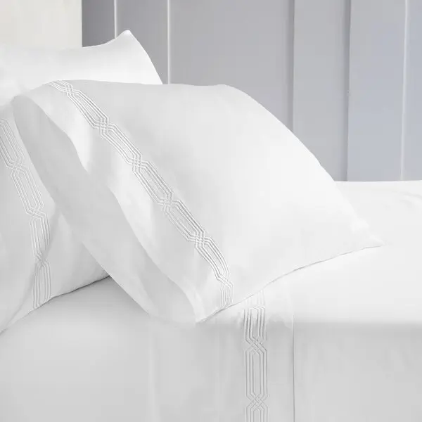 HUDSON PARK COLLECTION Italian Tivoli Embroidered Flat Sheet, Queen Exclusive - White