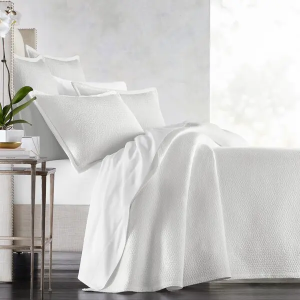 HUDSON PARK COLLECTION Signature Pebbled Matelasse Coverlet, King Exclusive - Cloud