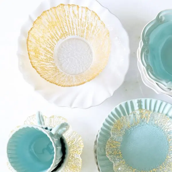 VIETRI Incanto Ruffle Stoneware Cereal Bowl