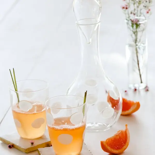 VIETRI Drop Tall Tumbler - White