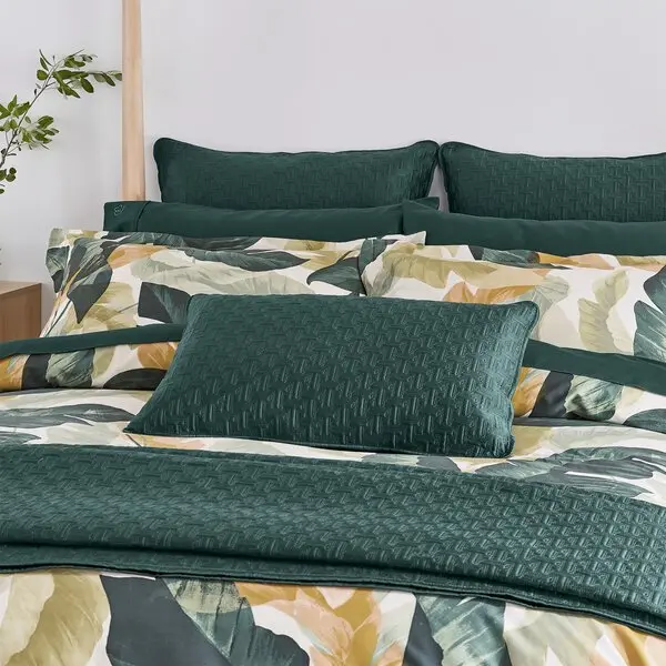 Ted Baker London Urban Forager Comforter Set, Twin