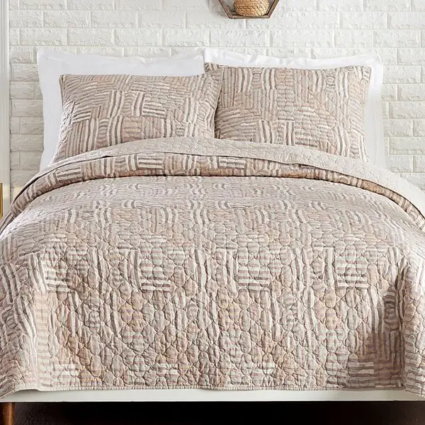 JUNGALOW Justina Blakeney Abrazo Quilt Set, King - Taupe