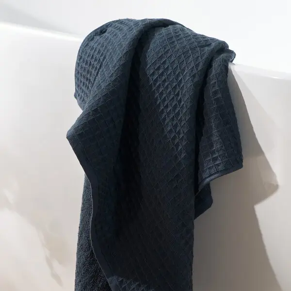 UCHINO Waffle Twist Hand Towel - Ebony