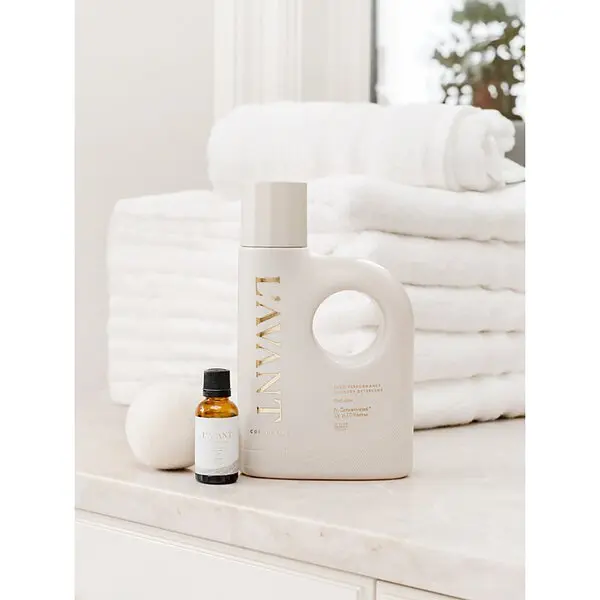 L'AVANT COLLECTIVE Fresh Linen Laundry Detergent - White
