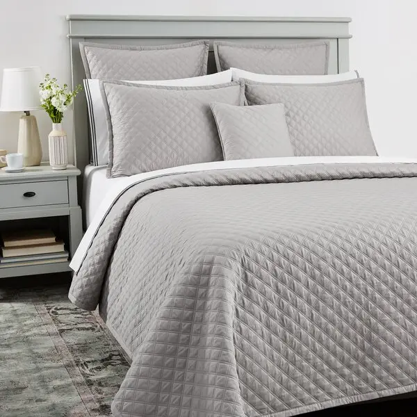 HUDSON PARK COLLECTION Hudson Park Double Diamond Coverlet, Twin Exclusive - Silver