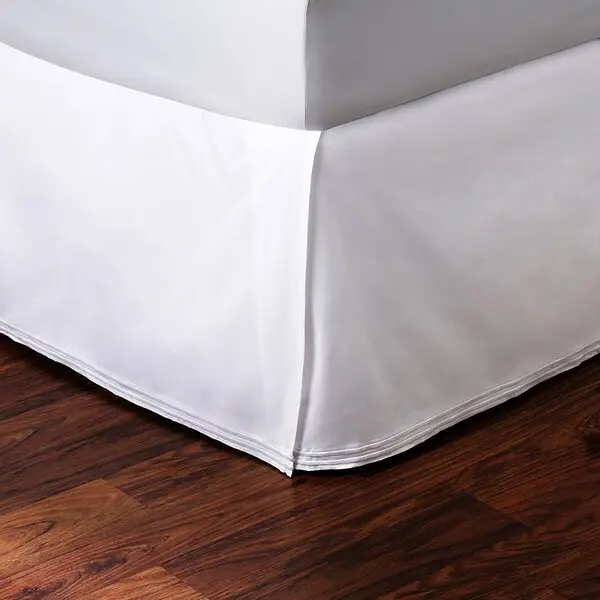 HUDSON PARK COLLECTION Hudson Park Italian Percale Queen Bedskirt Exclusive - White/white