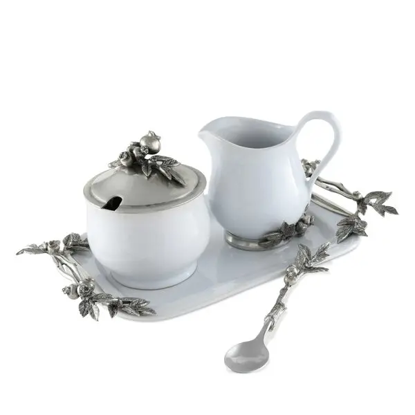 VAGABOND HOUSE Blueberry 4 Piece Creamer Set