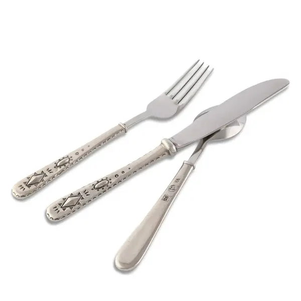 VAGABOND HOUSE Concho 20-piece Flatware Set