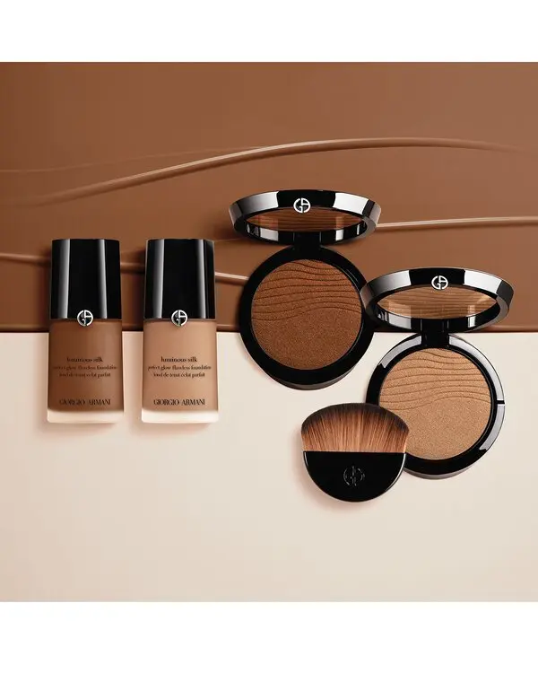 ARMANI Luminous Silk Glow Fusion Powder - .