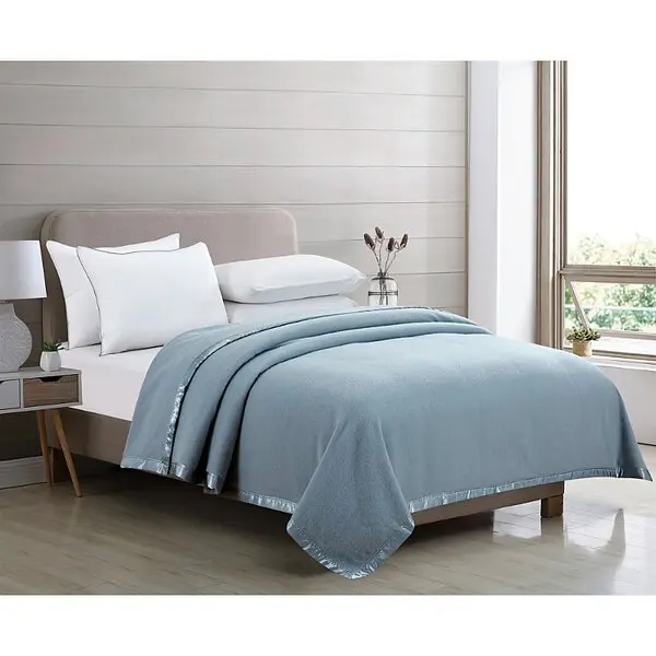 MELANGE COLLECTION Merino Wool Blanket With Satin Edge, King - Blue