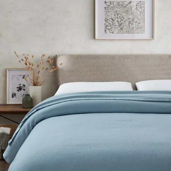 MELANGE COLLECTION Merino Wool Blanket With Satin Edge, King