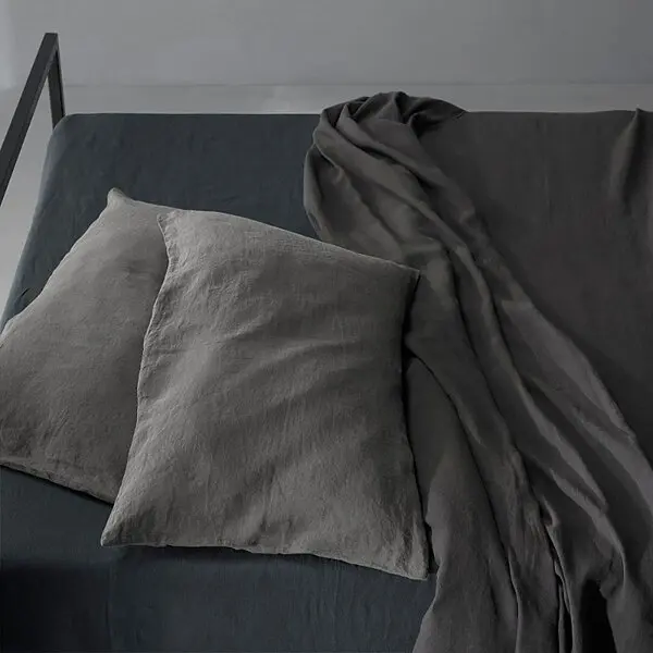 SOCIETY LIMONTA Rem Linen Pillowcase Pair, Queen - Fumo