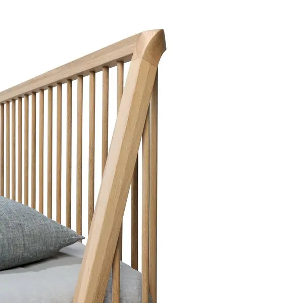 ETHNICRAFT Spindle Queen Bed