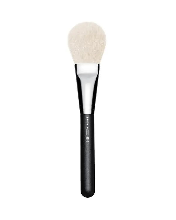 MAC COSMETICS 135s Large Flat Powder Brush - No Color