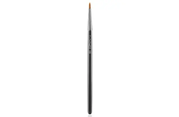 MAC COSMETICS 209 Eyeliner Brush - No Color