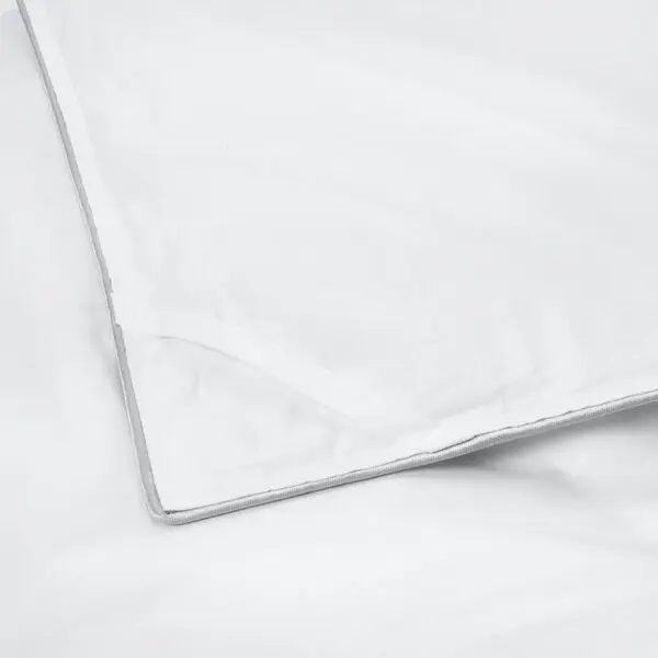 HUDSON PARK COLLECTION My Flair Asthma & Allergy Friendly Down Comforter, Light/medium Queen Exclusive