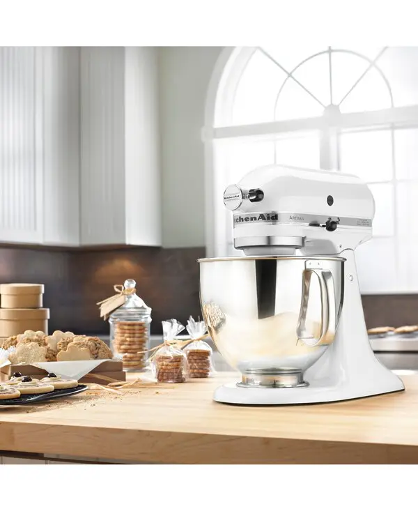 KITCHENAID Artisan 5-quart Stand Mixer - White