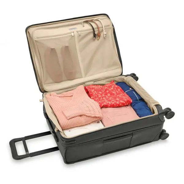 Briggs & Riley Medium Expandable Spinner Suitcase - Black