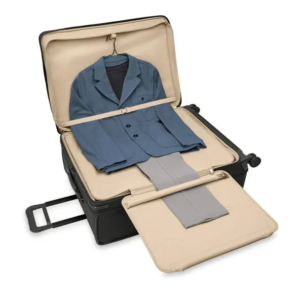 Briggs & Riley Baseline Extra Large Expandable Spinner Suitcase - Black