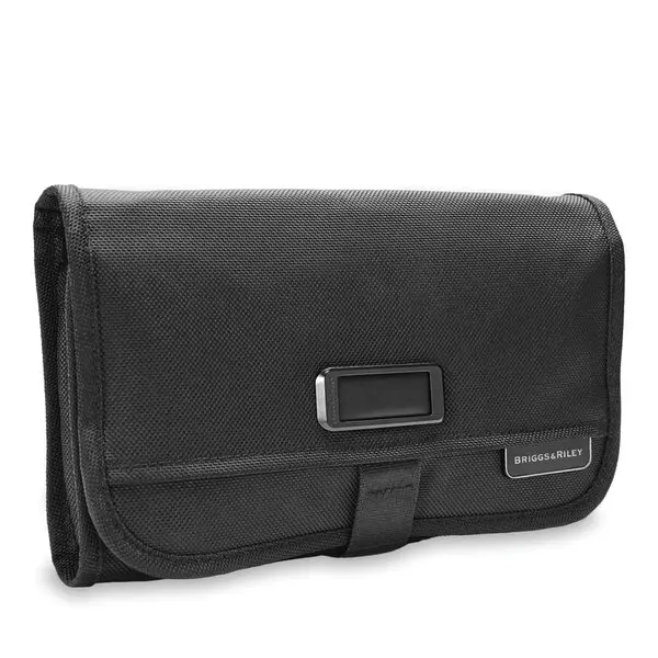Briggs & Riley Baseline Slim Hangable Travel Kit