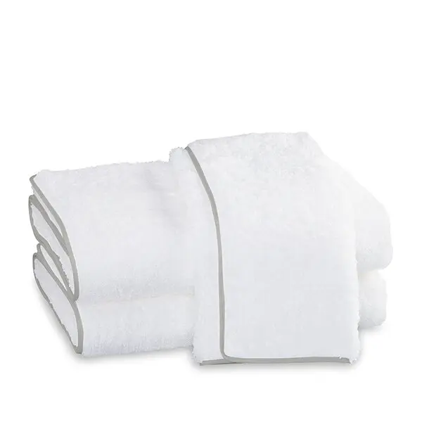 MATOUK Cairo Bath Sheet - White/silver