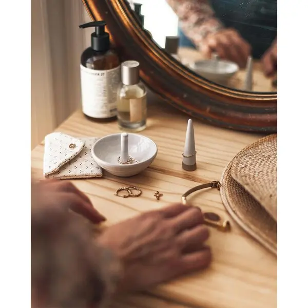 FARMHOUSE POTTERY Ring Dish