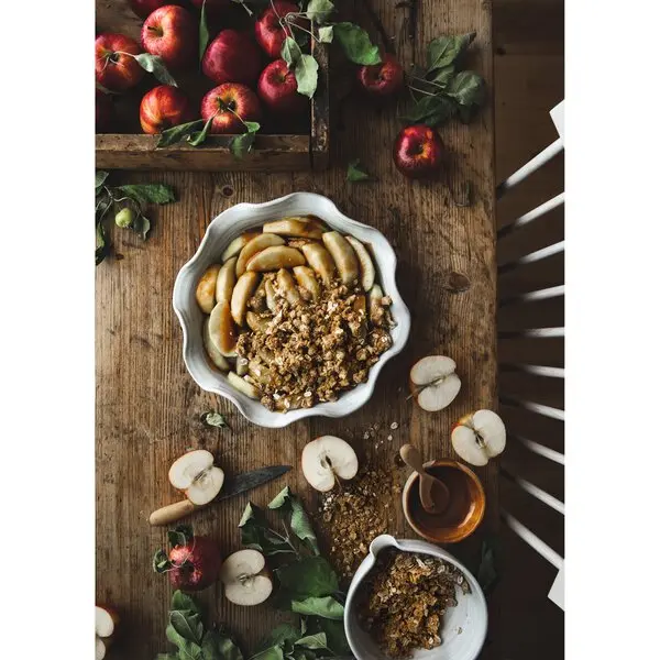 FARMHOUSE POTTERY Laurel Pie Dish