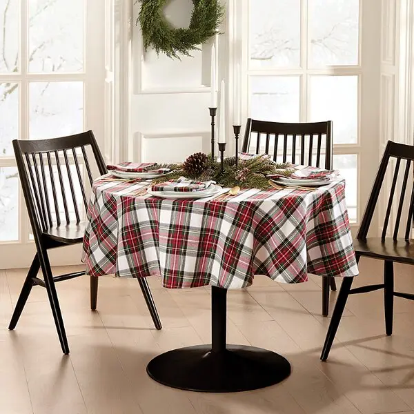ELRENE HOME FASHIONS Christmas Classic Holiday Plaid Cotton Tablecloth, 70 Round - Multi