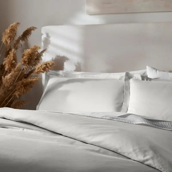 BOLL & BRANCH Percale Hemmed Duvet Cover Set, King/cal King - Mist
