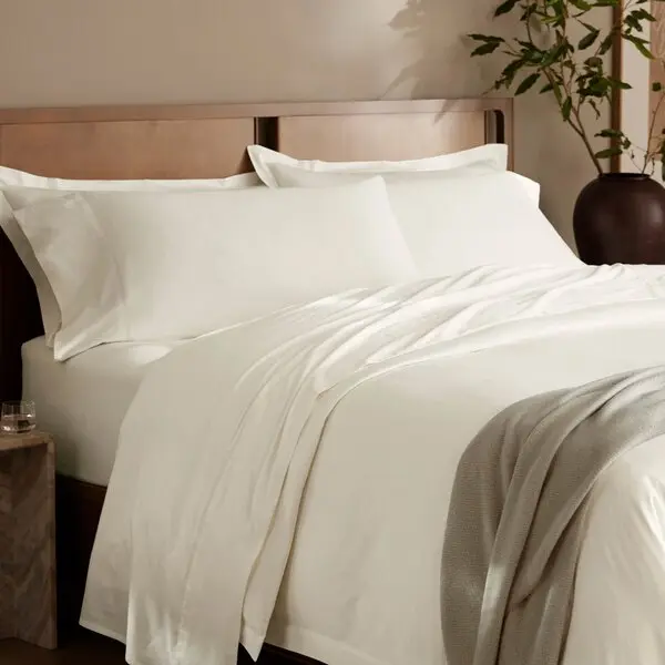 BOLL & BRANCH Percale Hemmed Sheet Set, King - Cream