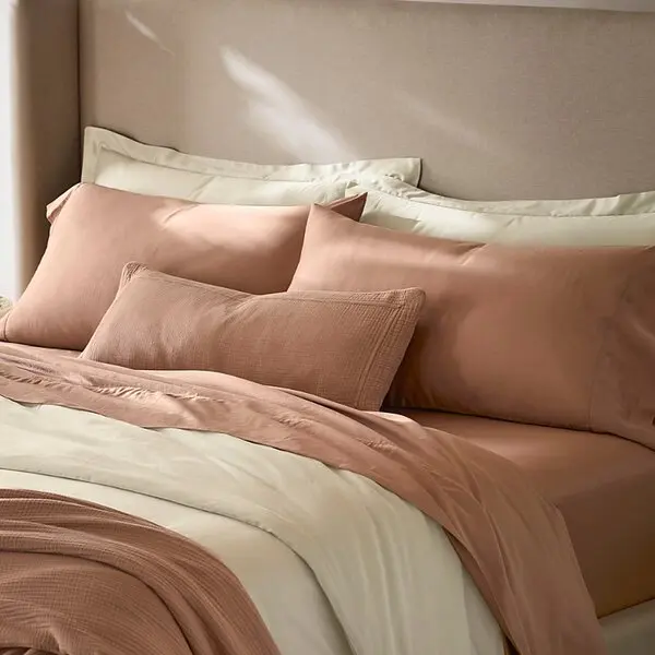 BOLL & BRANCH Signature Organic Cotton Hemmed Pillowcase Set, Standard - Terracotta