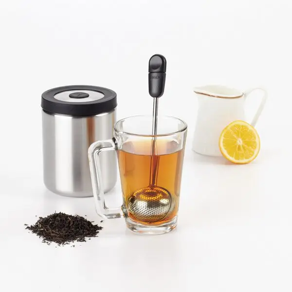 OXO Good Grips Twisting Tea Ball