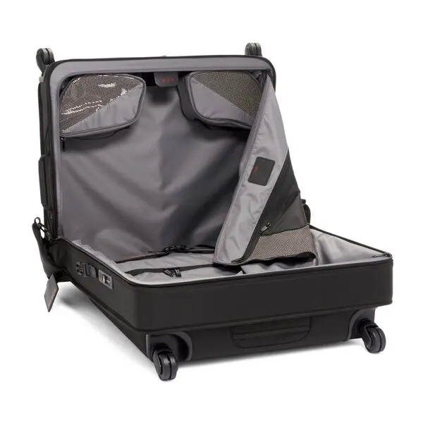 Tumi Alpha 3 Extended Trip 4-wheel Garment Bag