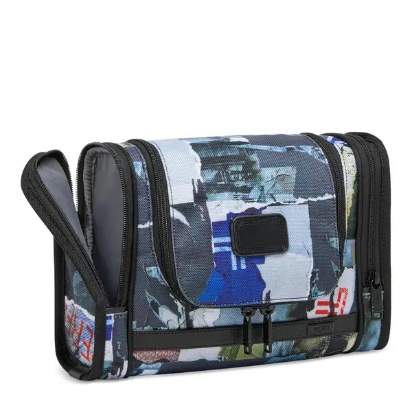 Tumi Alpha 3 Hanging Toiletry Kit - Poster Print
