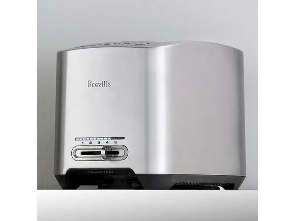 BREVILLE Die-cast 4-slice Toaster