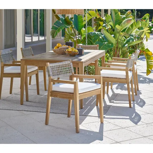 UNIVERSAL Chesapeake Outdoor Dining Chair