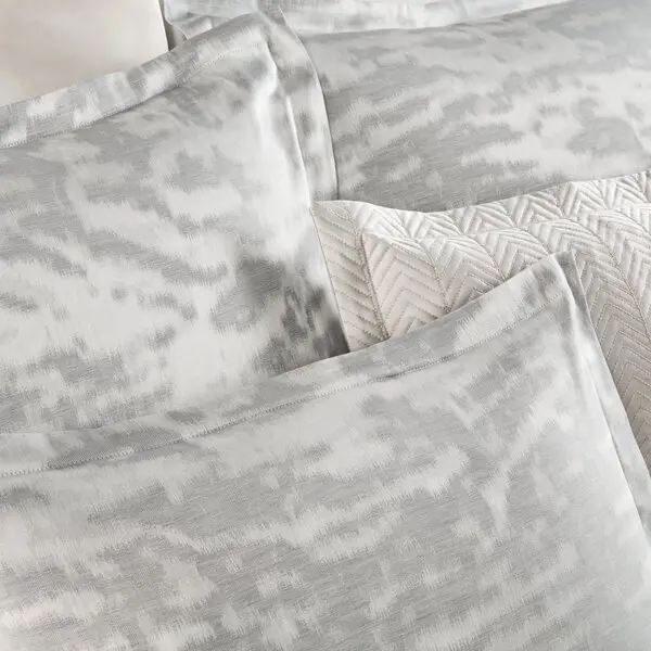 MATOUK Schumacher Serengeti Standard Sham - Silver