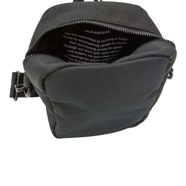 TO THE MARKET Recycled Sling Bag