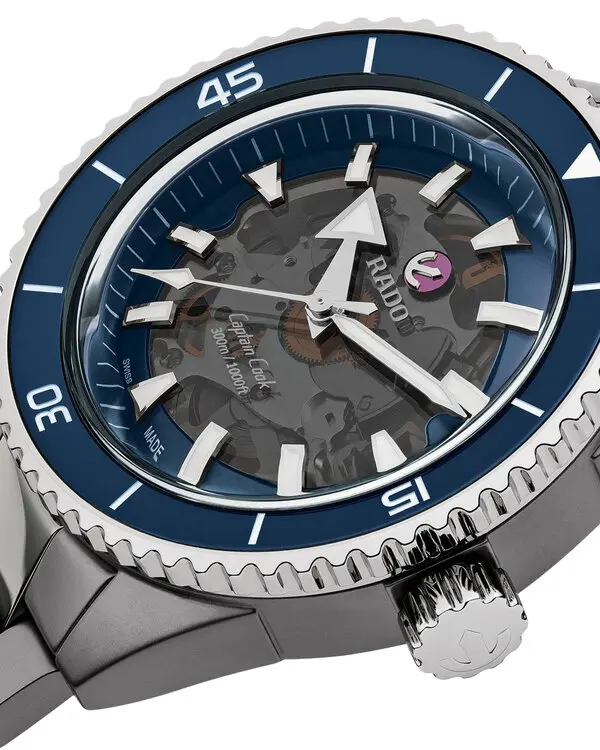 RADO Captain Cook 43mm Watch - Black/silver