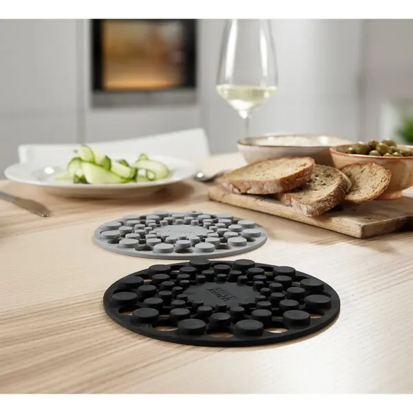 JOSEPH JOSEPH Spot On Trivet
