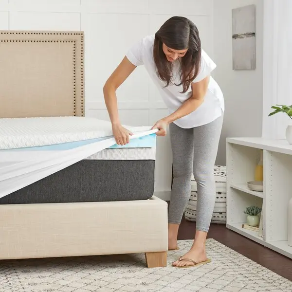 SEALY 2 Memory Foam Topper With Cover, Queen