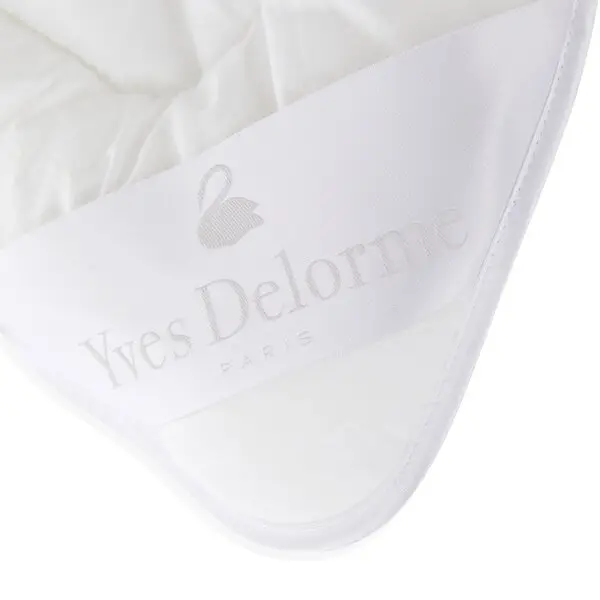 YVES DELORME Actuel Comforter, King